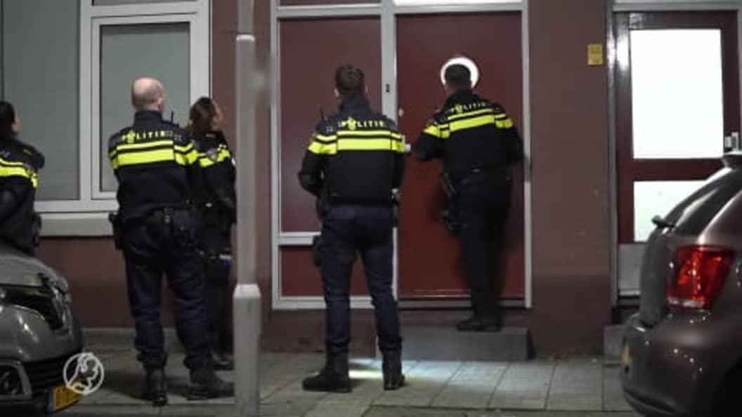 Gemist: Hart van Nederland - Late Editie: Man gewond door