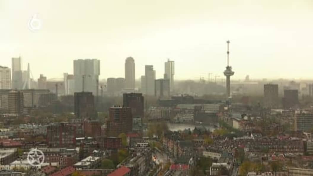 Gemist: Shownieuws - Late Editie: Lee Towers over verhuizing Gemist: Shownieuws - Late Editie: Lee Towers over verhuizing