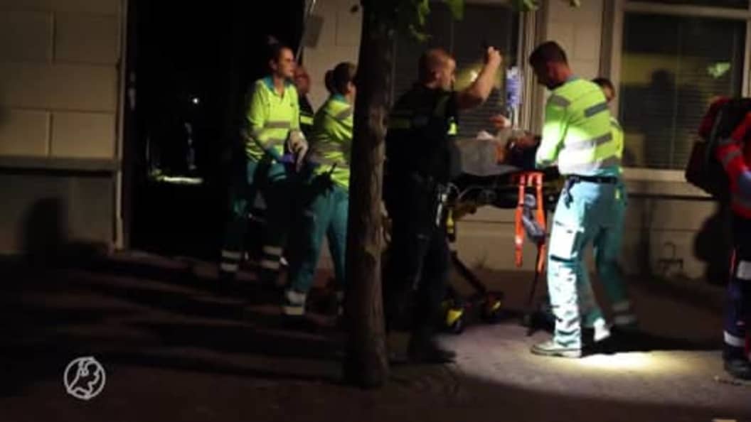 Gemist: Hart van Nederland - Late Editie: Man zwaargewond na val uit