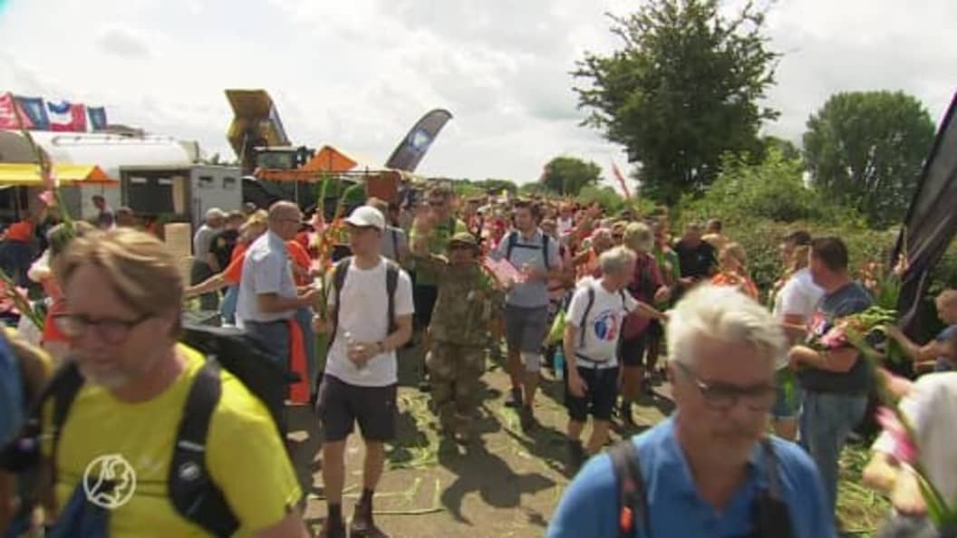 Gemist: Hart van Nederland - Late Editie: Geen boerendemonstratie bij