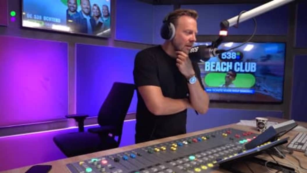 Gemist: KIJK Radio 538: Erik Hasselman 'inzittenden Titan op slag Gemist: KIJK Radio 538: Erik Hasselman 'inzittenden Titan op slag