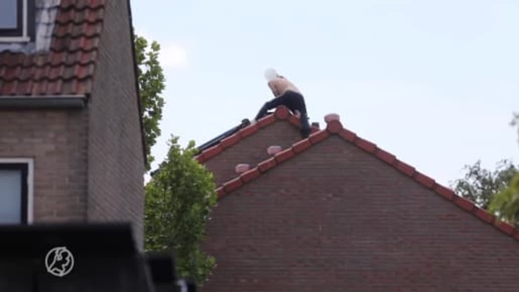 Gemist: Hart van Nederland - Late Editie: Verwarde man uren op daken