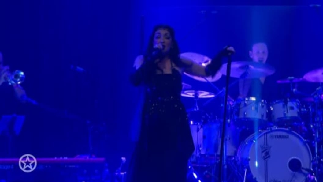 Gemist: Shownieuws: Loïs Lane viert haar 40-jarig jubileum met concert