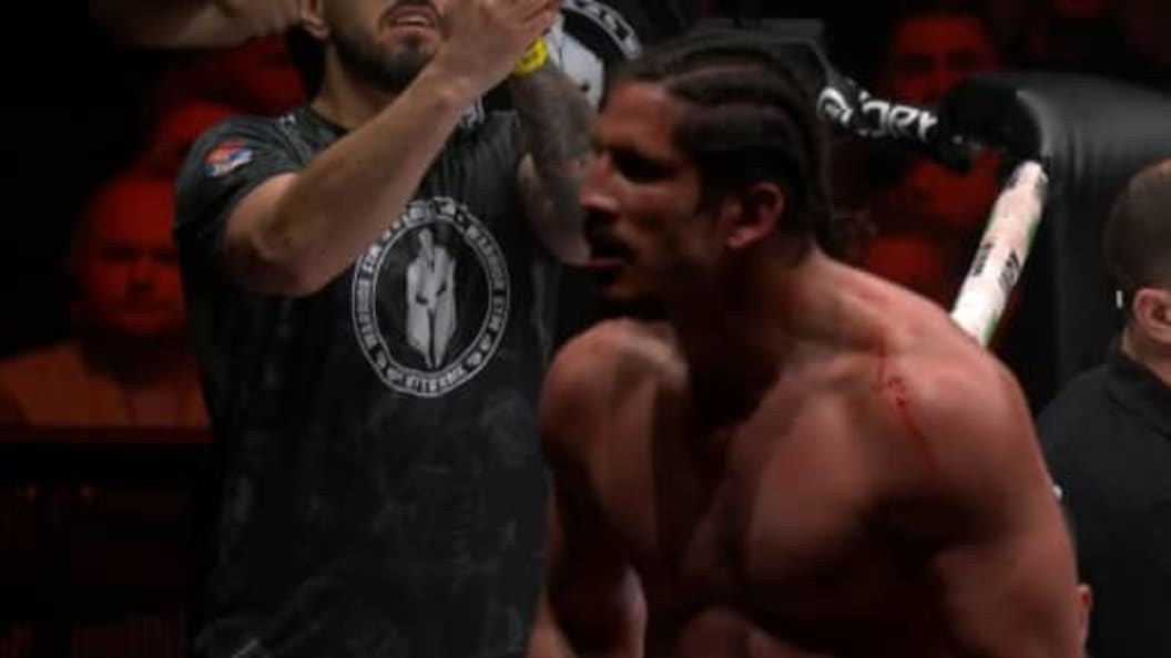 Gemist: Glory Kickboxing: Nabil Khachab vs. Miloš Cvjetićanin