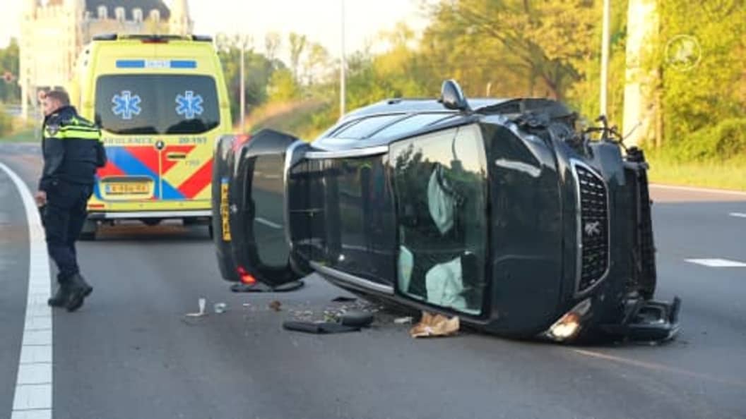 Gemist: Hart van Nederland - Late Editie: Vijf gewonden bij ongeluk