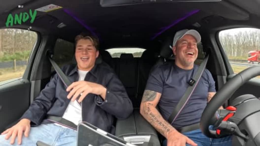 Gemist: Bij Andy in de Auto!: Gênant moment bij platenlabel zorgt